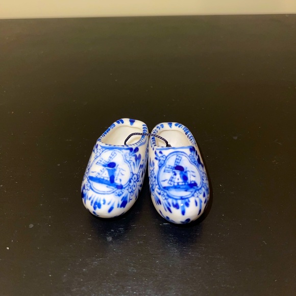 Art | Miniature Ceramic Hand Painted Holland Delft Dutch Shoes Clogs ...